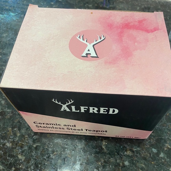 Alfred | Kitchen | Alfred Tea Pot | Poshmark